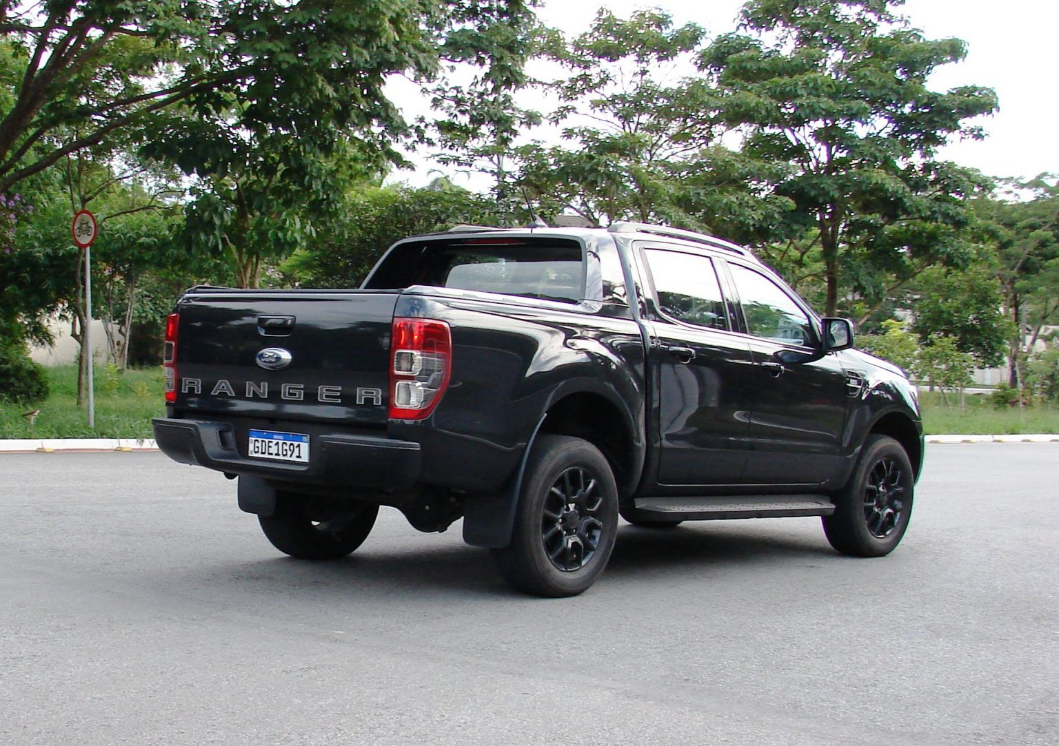 Avaliação: Ford Ranger Black 2.2 Diesel 4x2 AT 2022 : AutoAgora.com.br