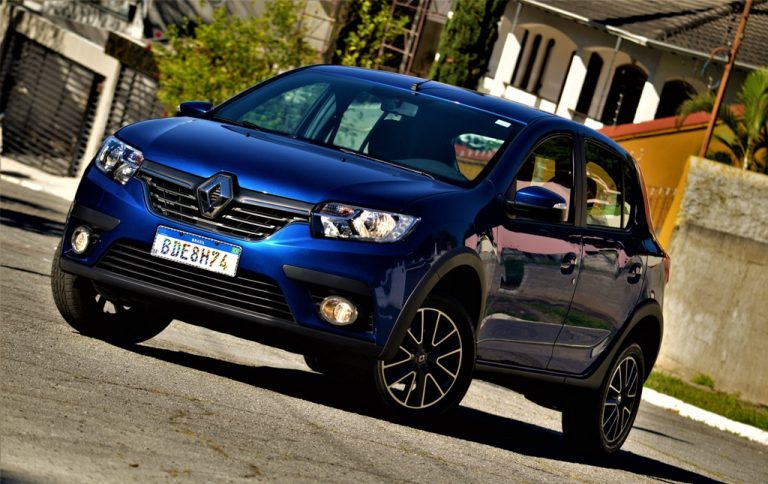 Avaliação: Renault Sandero Intense 1.6 automático CVT X-Tronic ...
